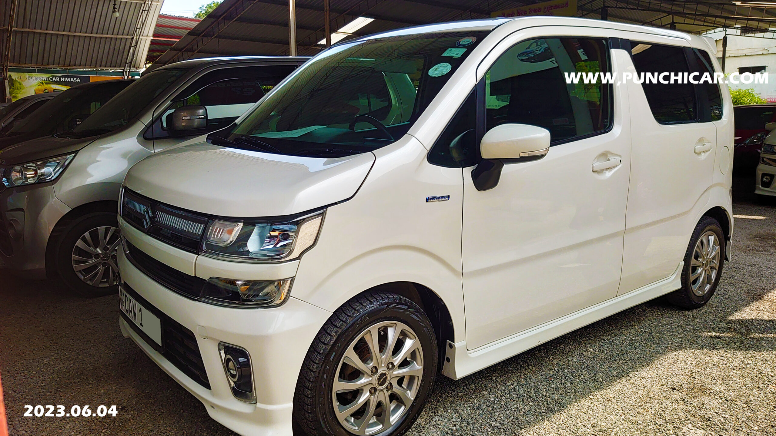 SUZUKI WAGON R FZ - Punchi Car Niwasa