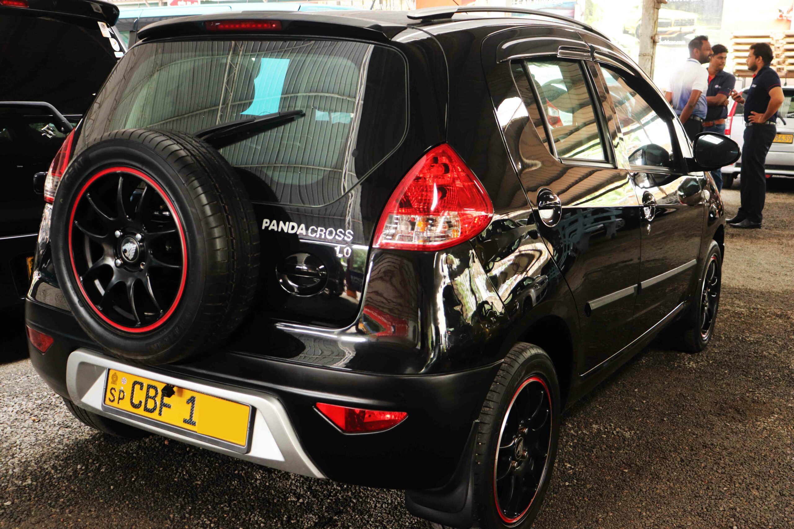 MICRO PANDA CROSS - Punchi Car Niwasa