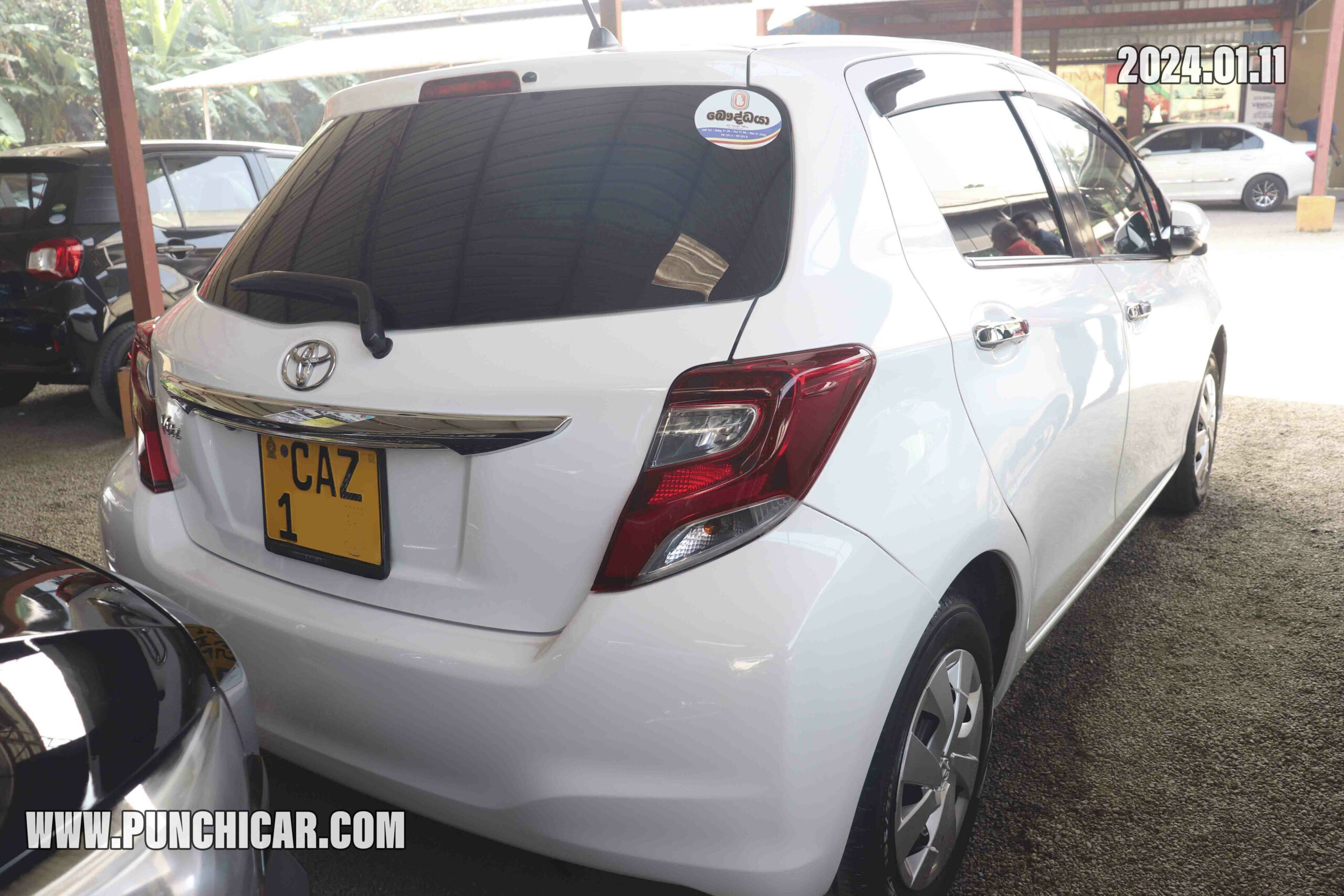 TOYOTA VITZ - Punchi Car Niwasa