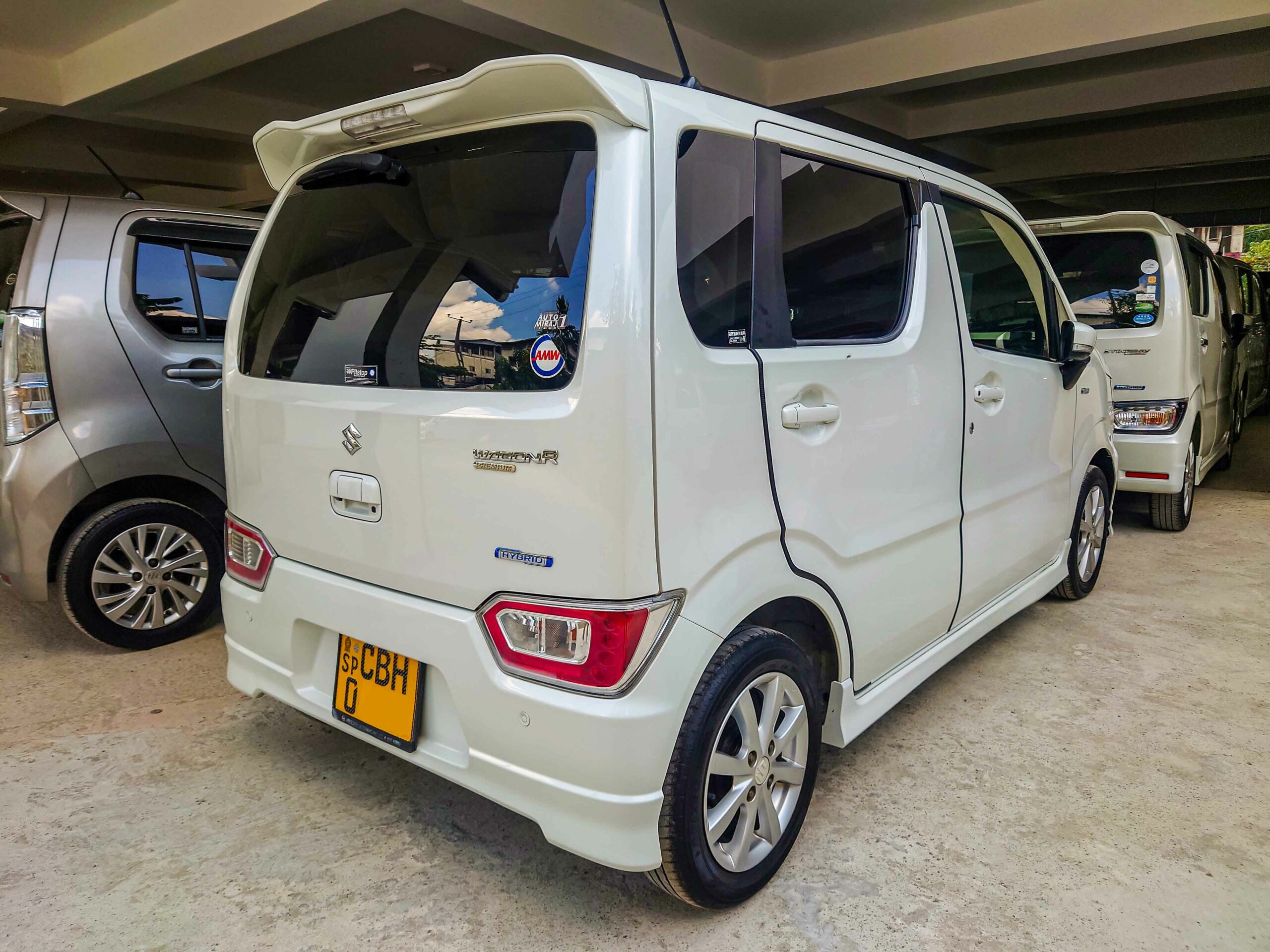 SUZUKI WAGON R FZ - Punchi Car Niwasa
