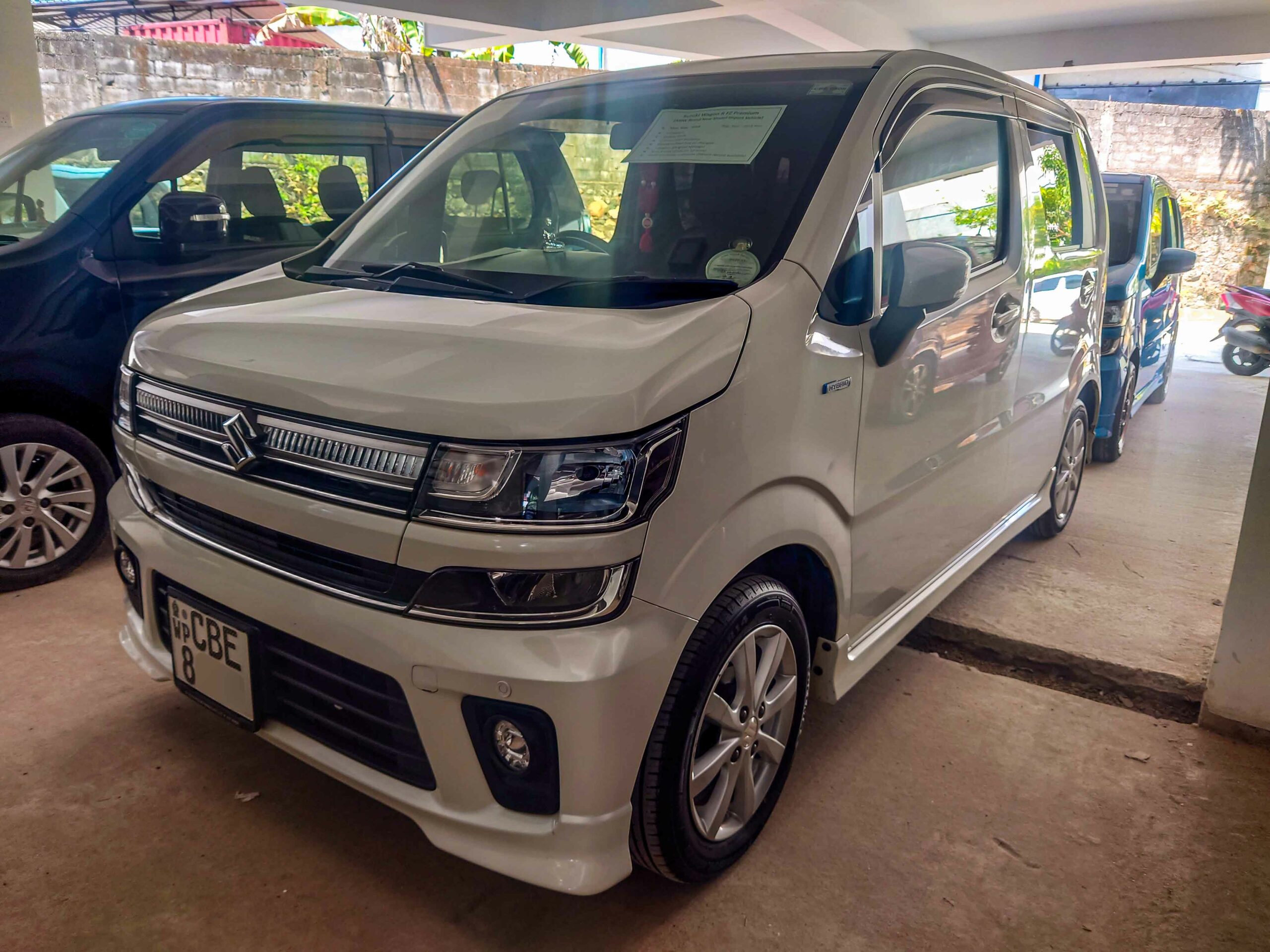 SUZUKI WAGON R FZ PREMIUM - Punchi Car Niwasa